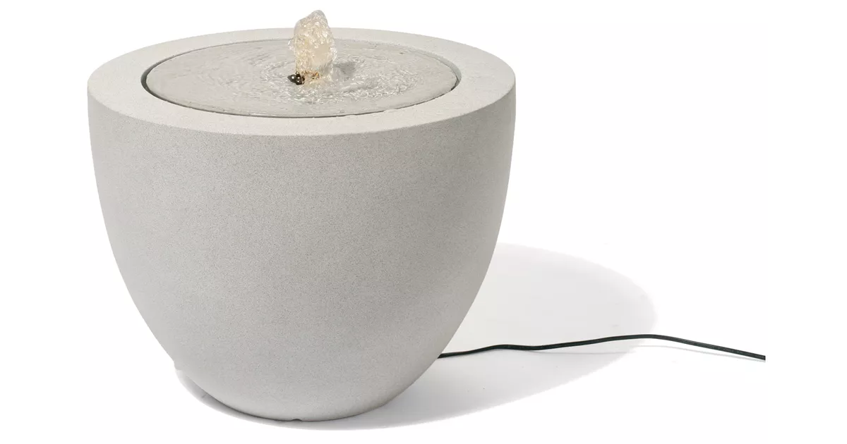 Girona Silbergrau, Kirschke Brunnen im Pflanzenshop